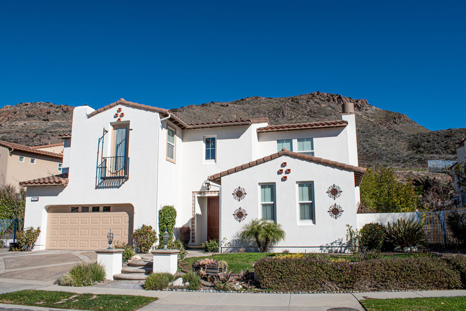 Monte Rey in Dos Vientos, CA | Holbrook Realty Group